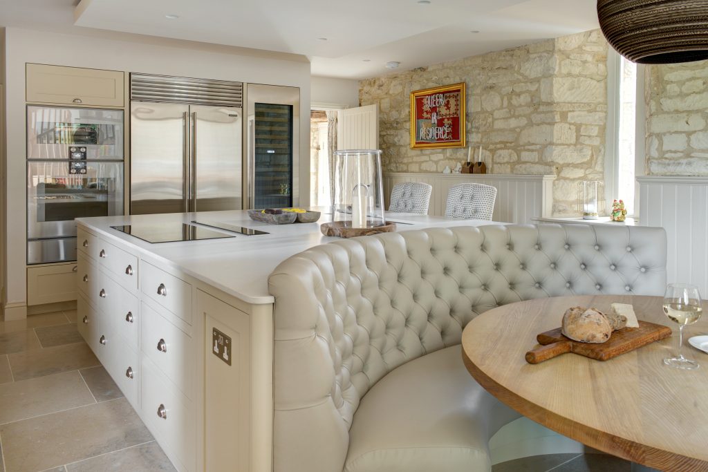 » Cotswold Kitchen by Obsidian Interiors